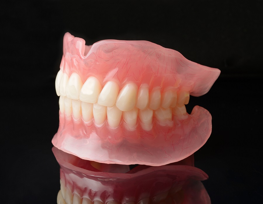 Dentures in Plymouth, MN | Artisan Dental | Dentures in 55447
