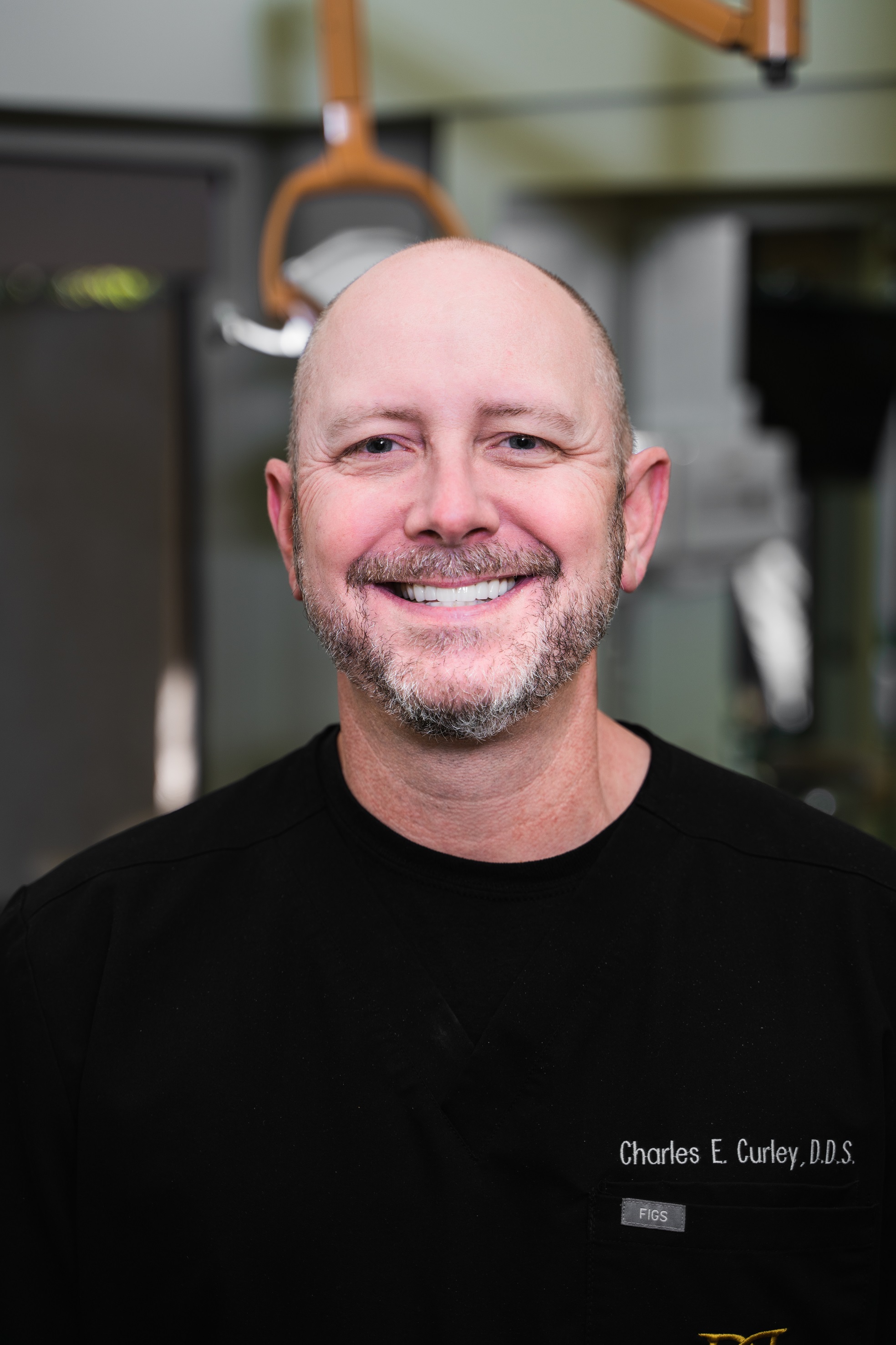 Meet The Dentist | DISTINCTIVE DENTISTRY ON MAITLAND Altamonte Springs, FL