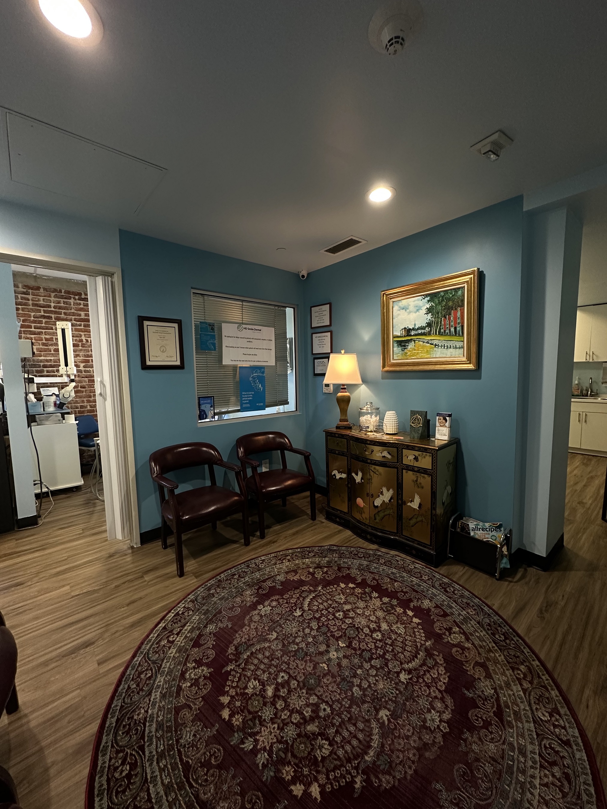 Tour the Office | HD Smile Dental Hollywood, CA