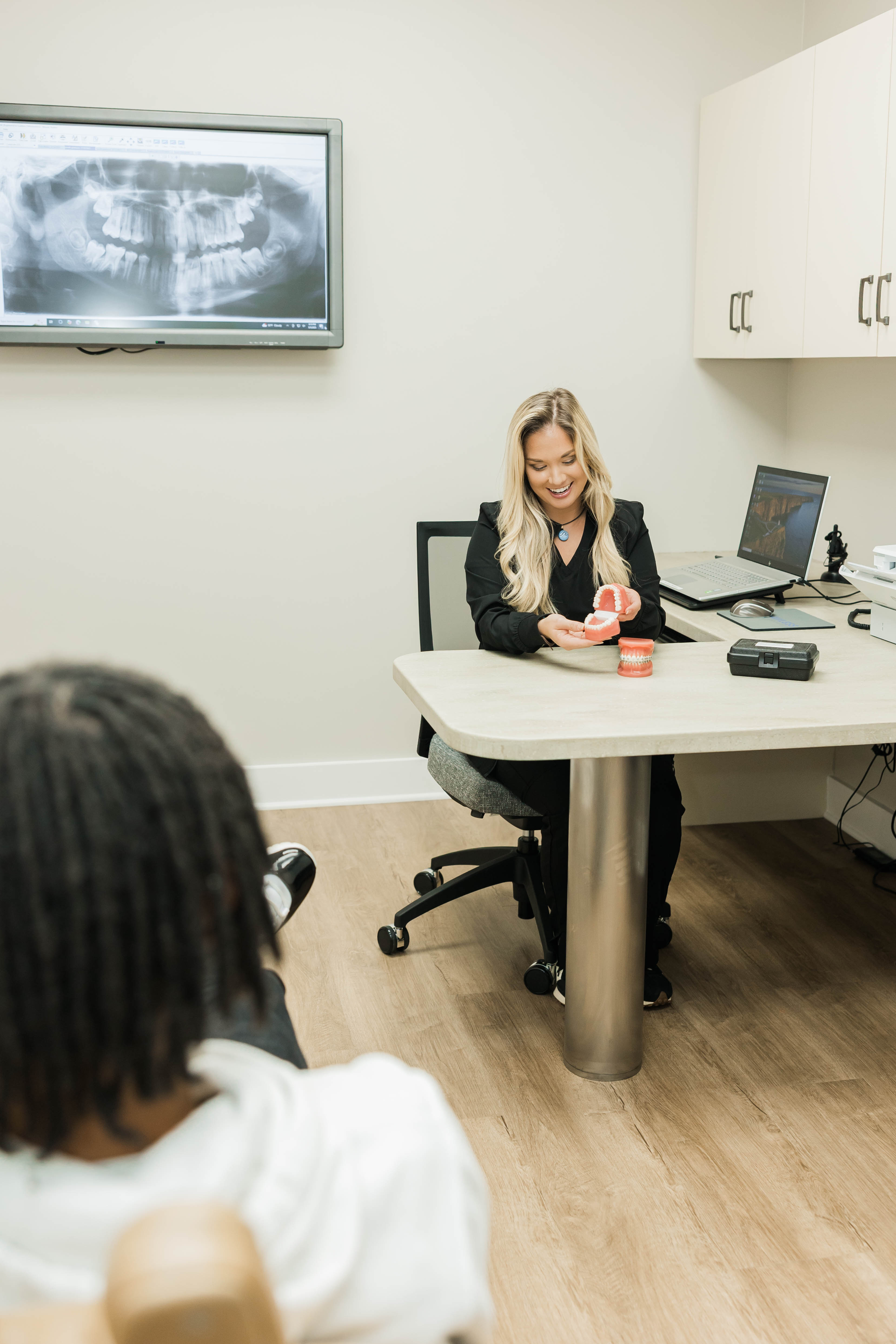 Invisalign | Lawless Orthodontics Bowling Green, KY & Glasgow, KY ...